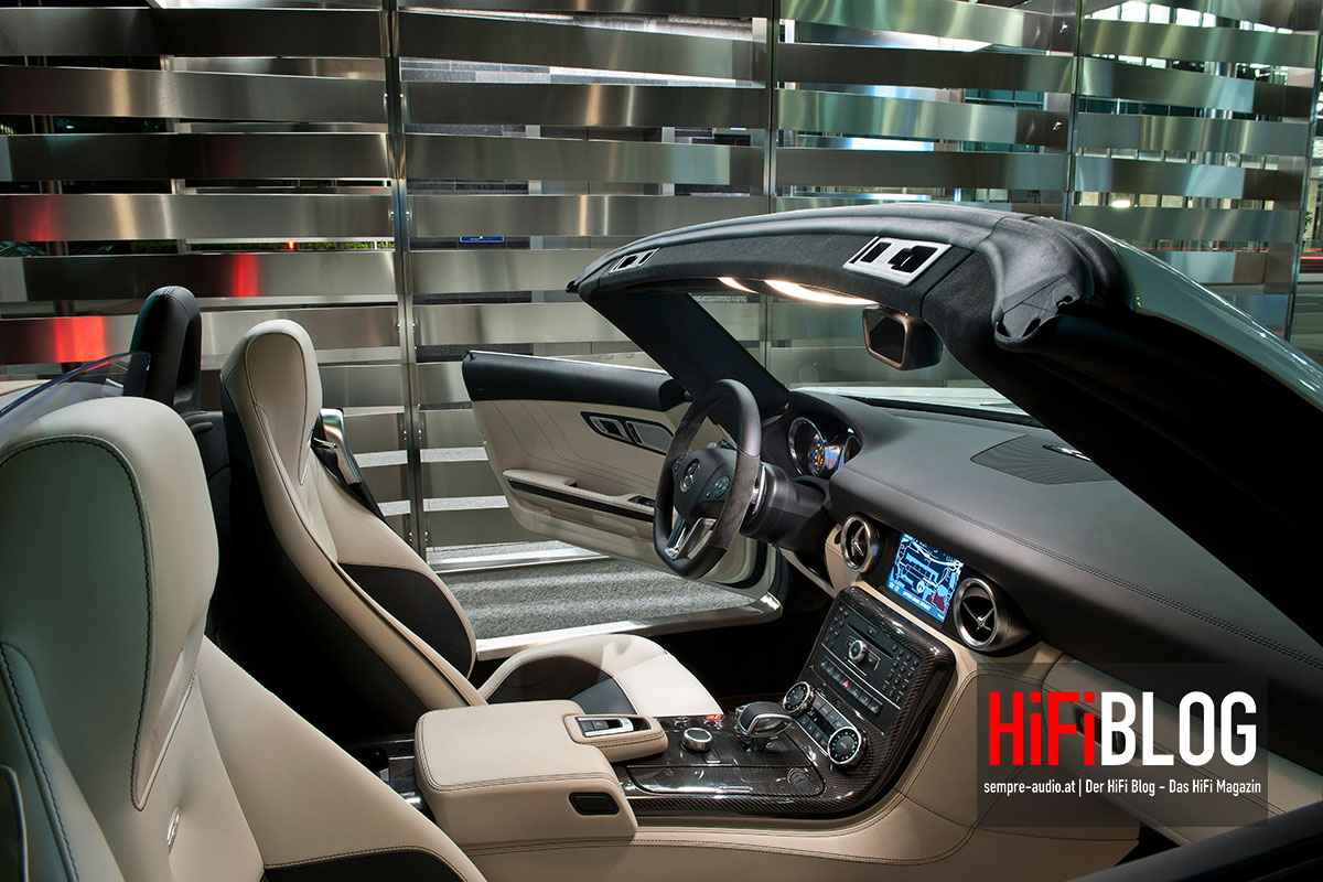 Bang & Olufsen BeoSound AMG Sound System im Mercedes Benz SLS AMG ...