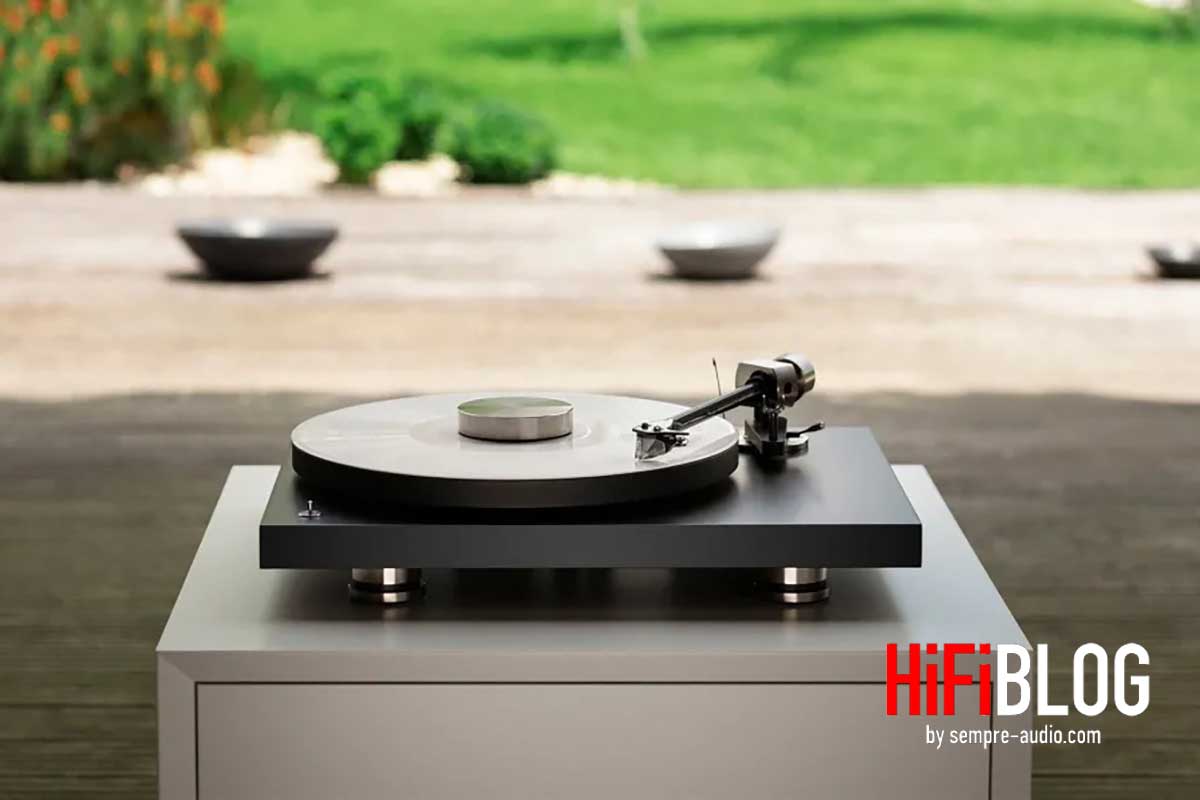 Pro-Ject Record Puck PRO - Mit Nickel-Finish | sempre-audio.at