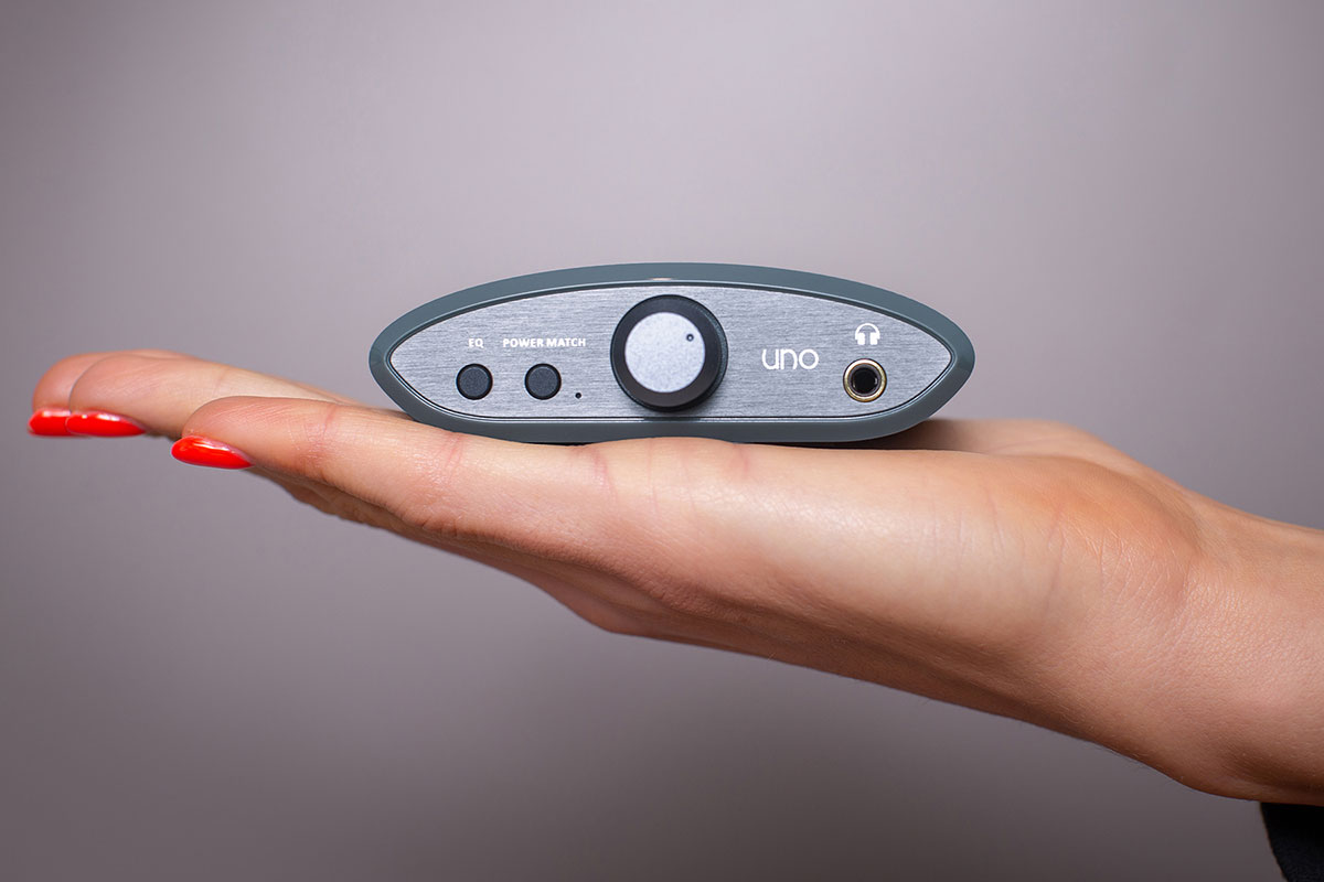 iFi Audio uno - Hi-res Audio DAC und Kopfhörer-Verstärker im Miniatur ...