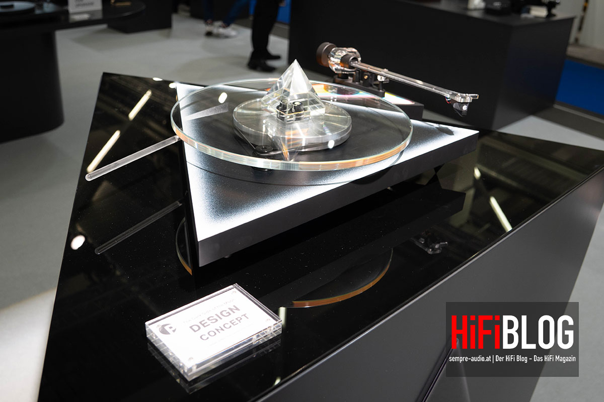Pro-Ject The Dark Side of the Moon Concept Design | sempre-audio.at