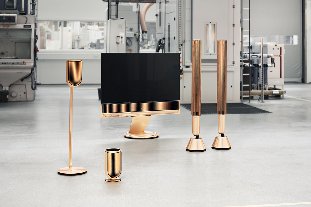 Bang & Olufsen Beolab 8 Gold Tone und Bang & Olufsen Beolab 8 Black ...