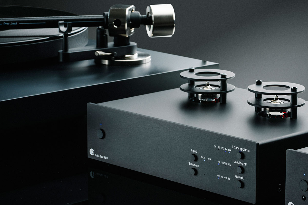 Pro-Ject Tube Box S3 B - Audiophile symmetrische Phono-Vorstufe mit Röhren | sempre-audio.at